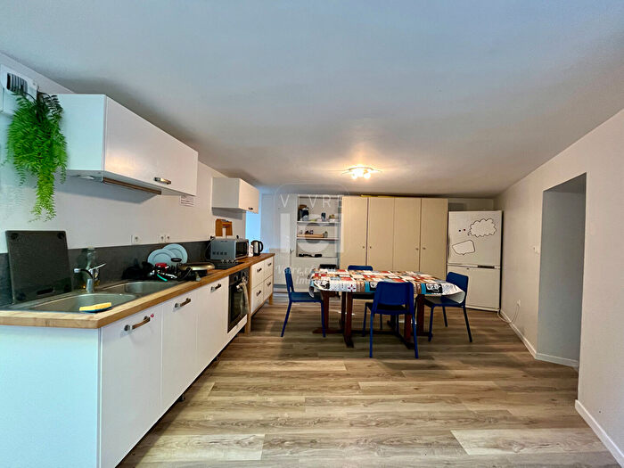 Maison à louer - Carquefou, Centre-ville, Charbonneau, Châteaubriand, Bois Saint-Lys - 6 pièces - 5 chambres