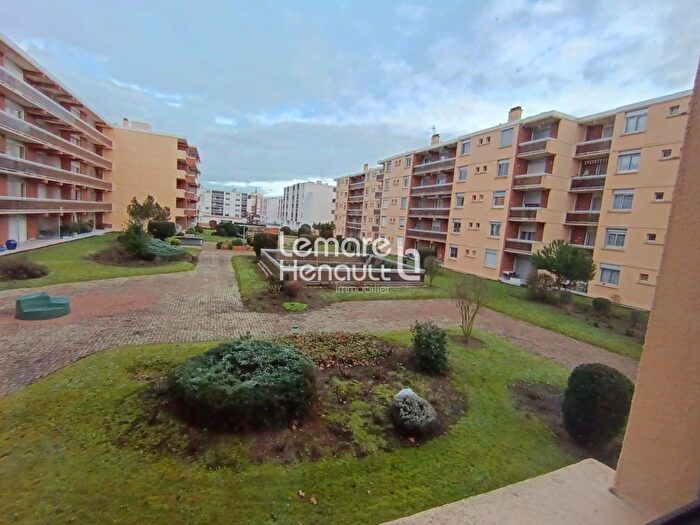 Appartement 4 pièces à louer à Dreux