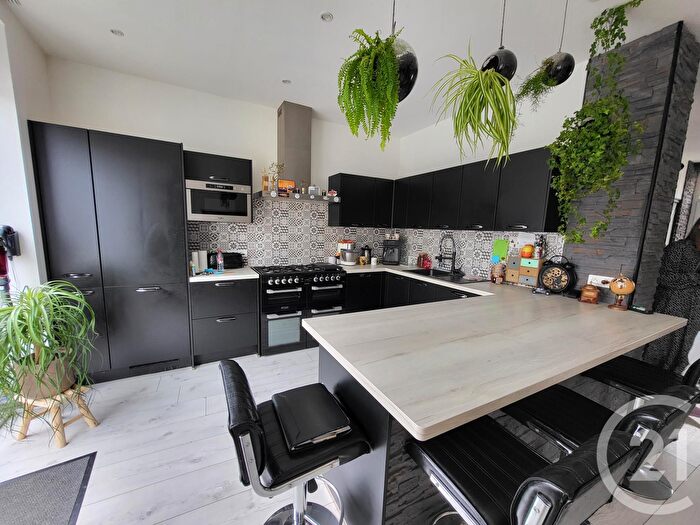 Maison à louer - Treignat - 4 pièces - 3 chambres