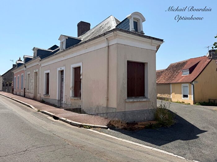 Mansigné : Maison 3 pièces à vendre