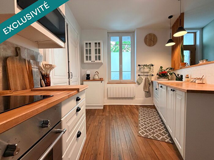 Vichy, Champ Capelet : Maison 6 pièces à vendre