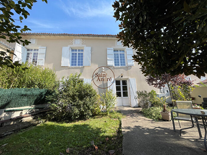 Maison 7 pièces à vendre - Angoulême
