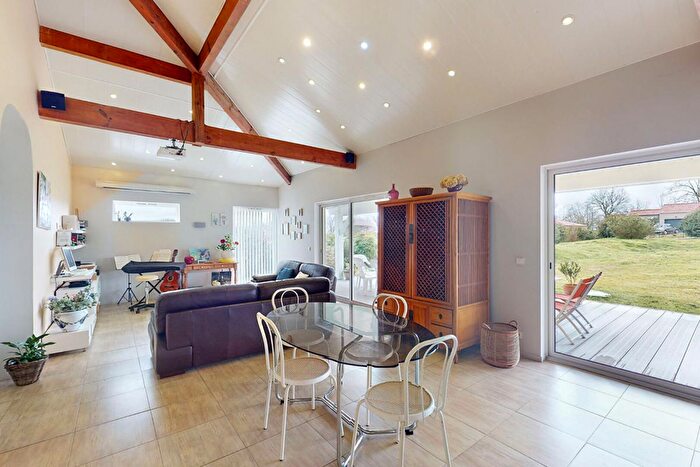 Maison à vendre - Lahosse - 6 pièces - 5 chambres