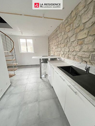 Appartement à louer - Centre Ville-mail-Golf-Epluches-Pt Petit, Saint-Ouen-lAumône - 1 pièce