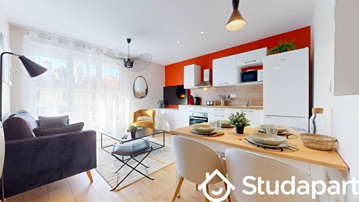 Appartement à louer - Fauriel, Saint-Étienne - 1 pièce - 1 chambre