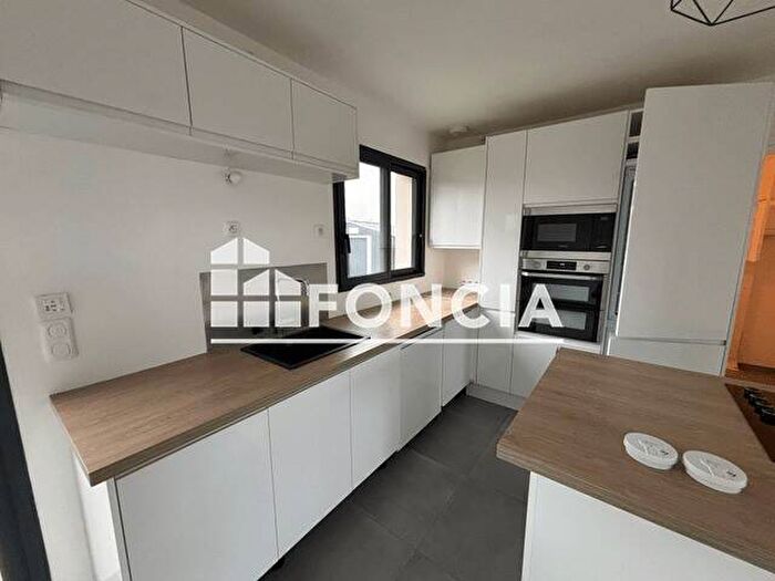 Maison à louer - Houdan - 4 pièces - 3 chambres