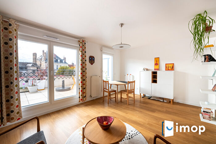 Appartement à vendre - Saint-Ouen-lAumône, Centre-ville, Prairie - 2 pièces - 1 chambre