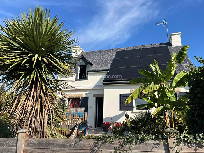 Maison 5 pièces à Saint-Hervé, à vendre