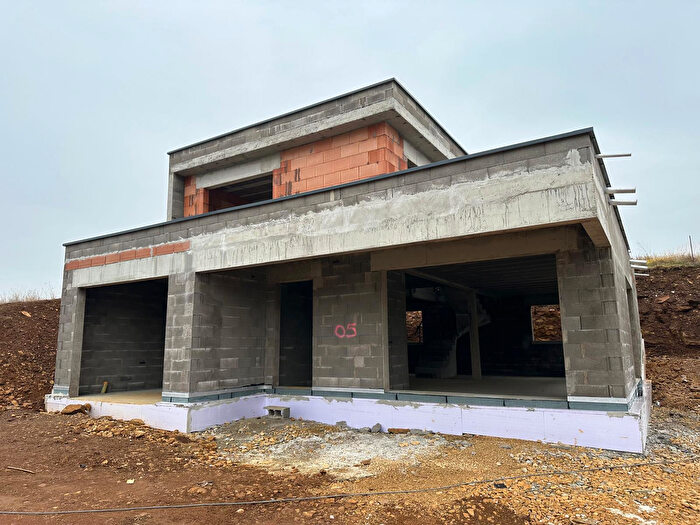 Maison à vendre - Volmerange-les-Mines - 5 pièces - 4 chambres