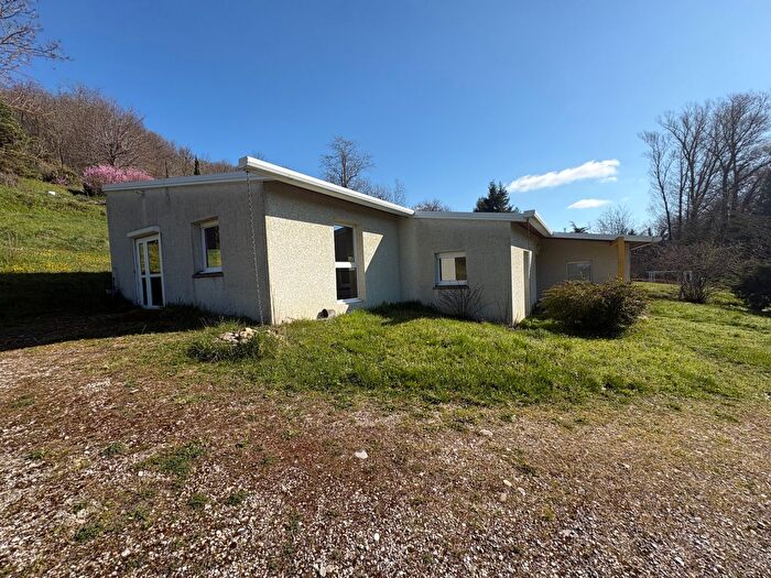 Maison à vendre - Hauterives - 3 pièces - 2 chambres