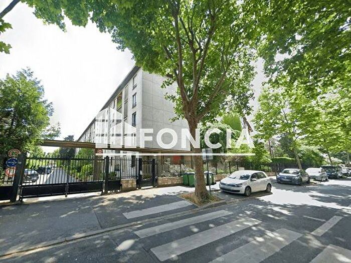 Appartement à louer - Noyer Doré-Pajeaud-Fontaine Michalon, Antony - 4 pièces - 3 chambres