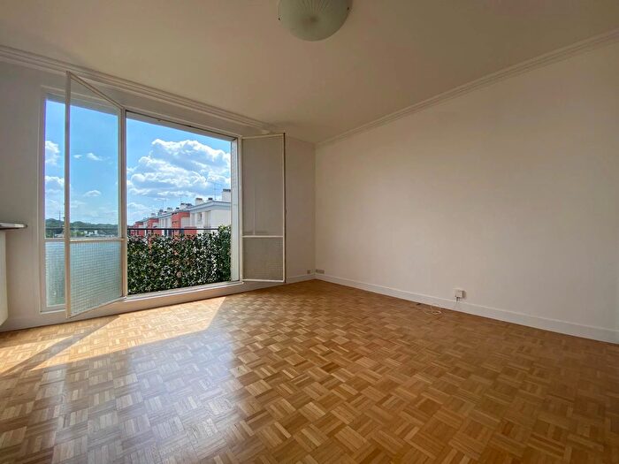 Appartement à vendre - Bois-dArcy, La Tremblaye - 3 pièces - 2 chambres