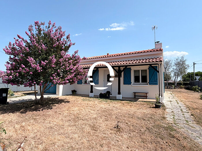 Maison 4 pièces à Saint-Michel-Chef-Chef, à vendre