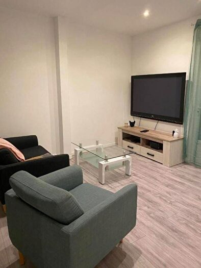 Appartement à louer - Bourse du Travail, Bobigny - 3 pièces - 2 chambres