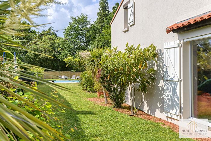 Maison 7 pièces à Basse-Goulaine, à vendre
