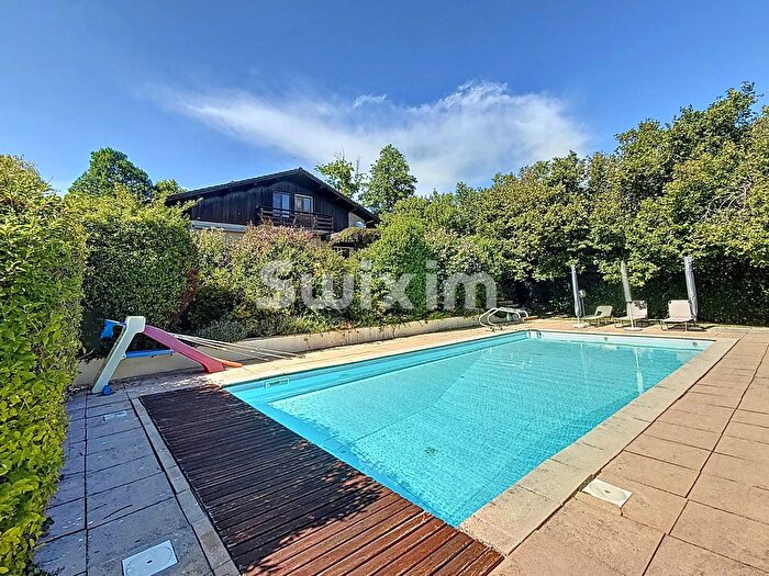 Grilly : Maison 7 pièces à vendre