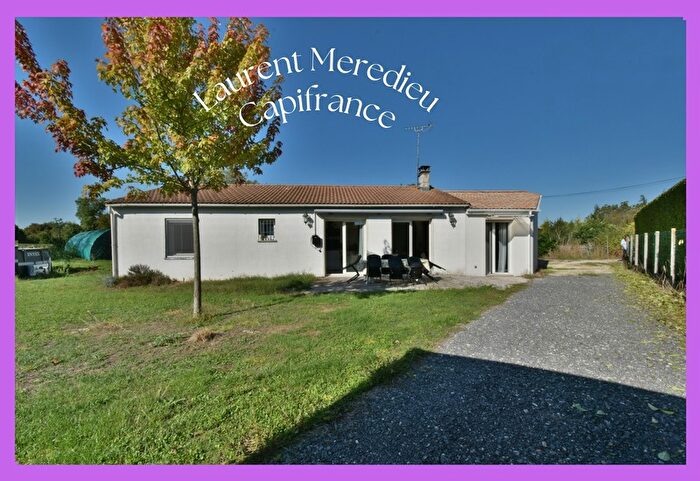 Maison 6 pièces à vendre à Saint-Romain-la-Virvée