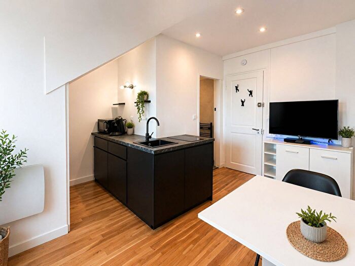 Évian-les-Bains - Appartement 1 pièce à louer