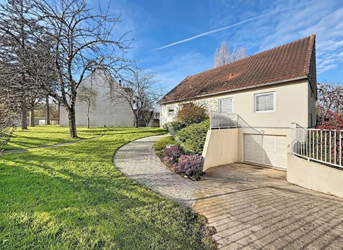 Maison 7 pièces à Nanteuil-lès-Meaux, à vendre