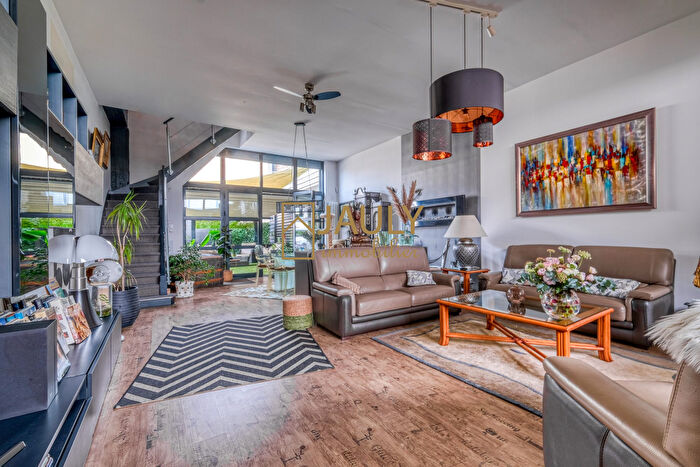 Maison à vendre - Meaux - 8 pièces - 5 chambres