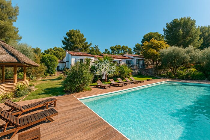 Maison à vendre - La Cadière-dAzur - 5 pièces - 3 chambres