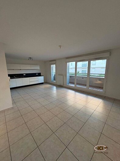 Appartement à louer - Annemasse - 3 pièces - 2 chambres