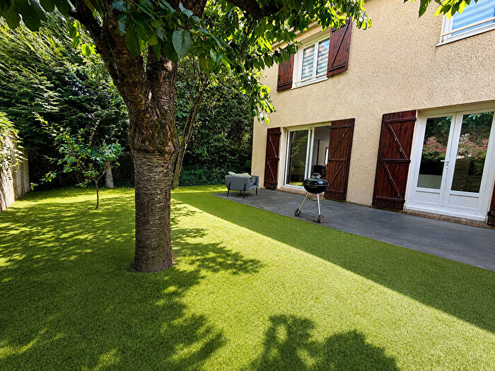 Ris-Orangis, La Aunette : Maison 5 pièces à vendre