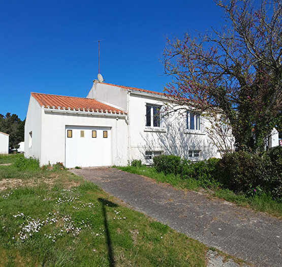 Maison à vendre - Lîle-dOlonne - 4 pièces - 2 chambres