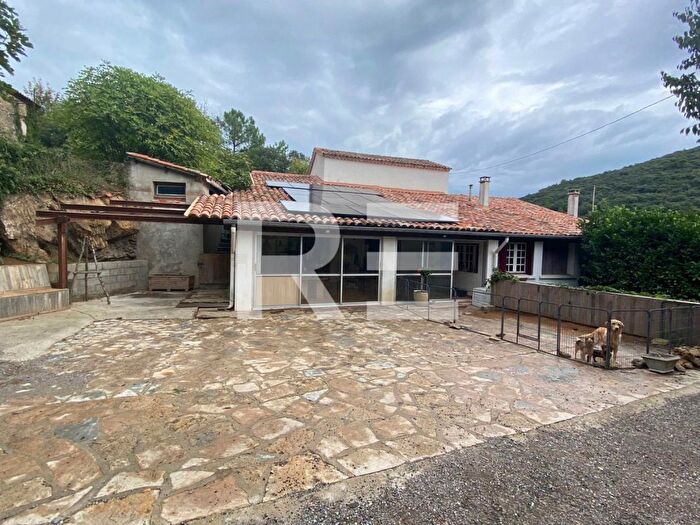 Maison à vendre - Laval-Pradel - 6 pièces - 4 chambres