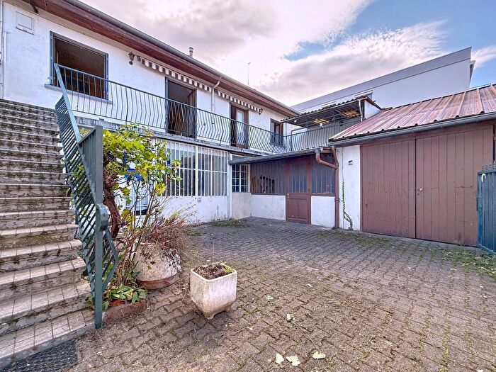 Maisons à vendre et appartements à louer - 2