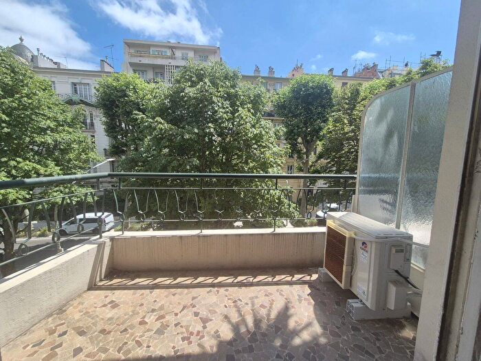 Mantega, Nice : Appartement 3 pièces à louer