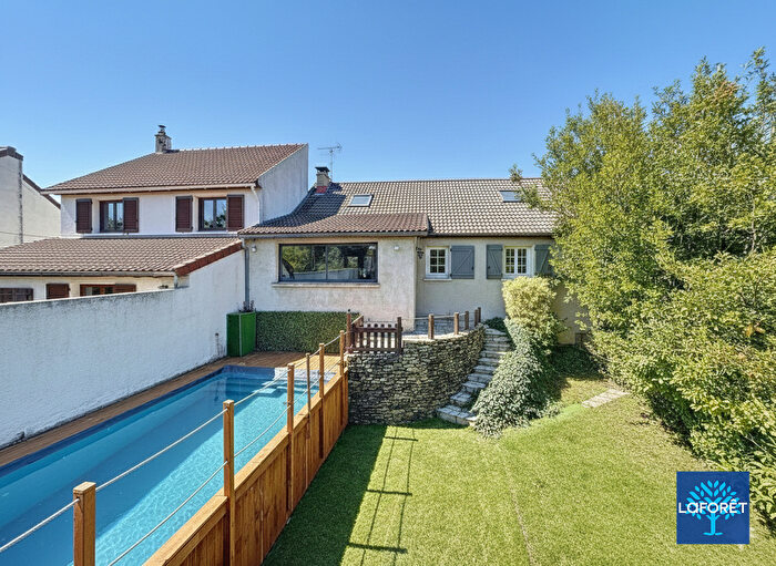 Maison à vendre - Morangis - 6 pièces - 5 chambres