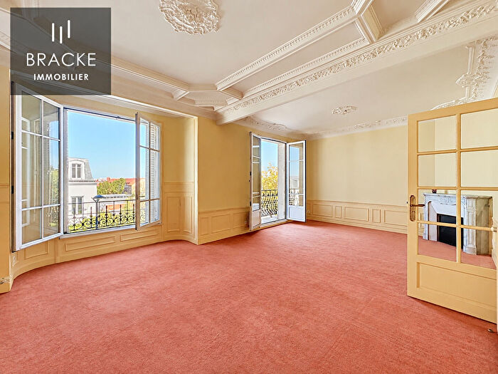 Bois-Colombes, Bourguignons, Gare : Appartement 4 pièces à vendre