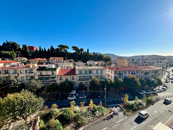 Appartement 3 pièces à Nice, Saint-Sylvestre, à vendre