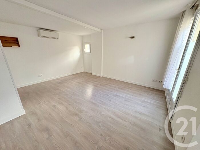 Appartement à vendre - Nîmes, Carmes - 2 pièces - 1 chambre