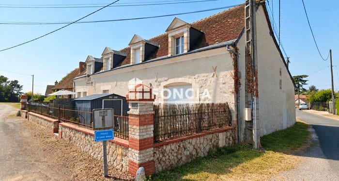Maison 4 pièces à louer - Chargé