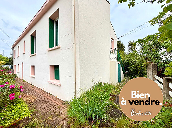 Maison 8 pièces à Rezé, Château, à vendre