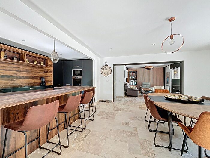 Maison à vendre - Gouvieux - 7 pièces - 5 chambres