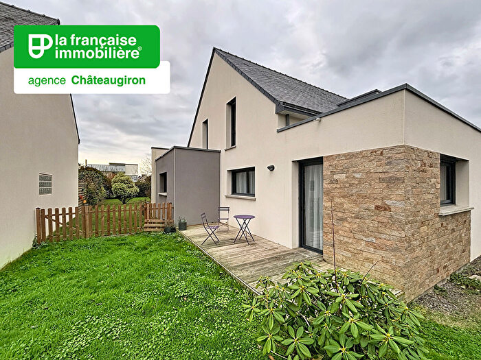 Maison à louer - Châteaugiron - 5 pièces - 4 chambres