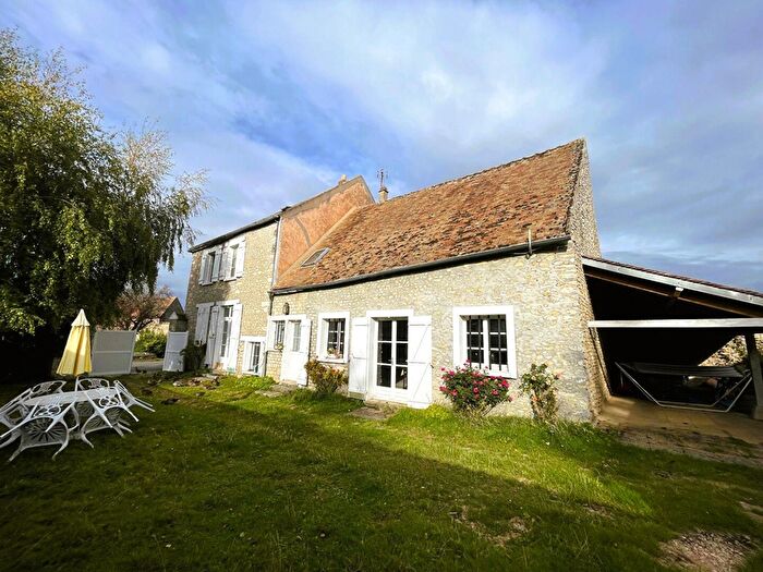 Maison à vendre - Sainville - 7 pièces - 4 chambres