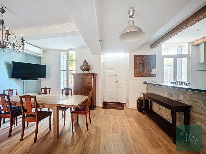 Maison à vendre - Villeneuve-lès-Béziers - 6 pièces - 5 chambres