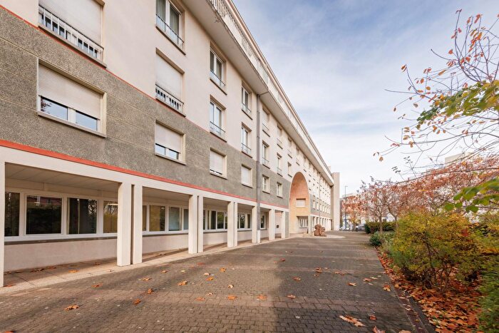 Appartement à vendre - Clermont-Ferrand, Jaude, Fontgiève Saint-Alyre - 2 pièces - 1 chambre