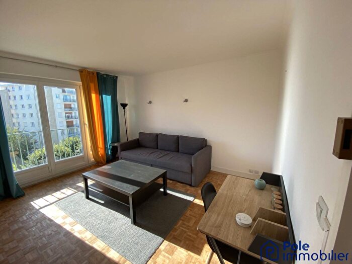 Appartement à louer - Bas Venoix et Prairie, Caen - 5 pièces - 4 chambres