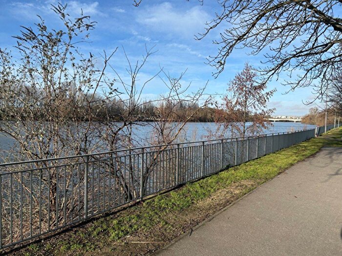 Maison à louer - Bernard de Palissy, Villeneuve-Saint-Georges - 4 pièces - 2 chambres