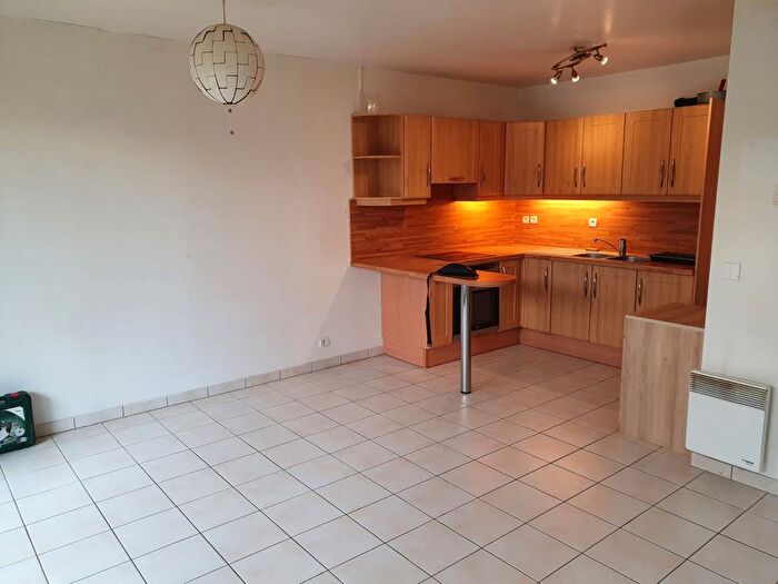 Appartement à louer - Conflans-Sainte-Honorine, Romagné, Renouveau - 2 pièces - 1 chambre