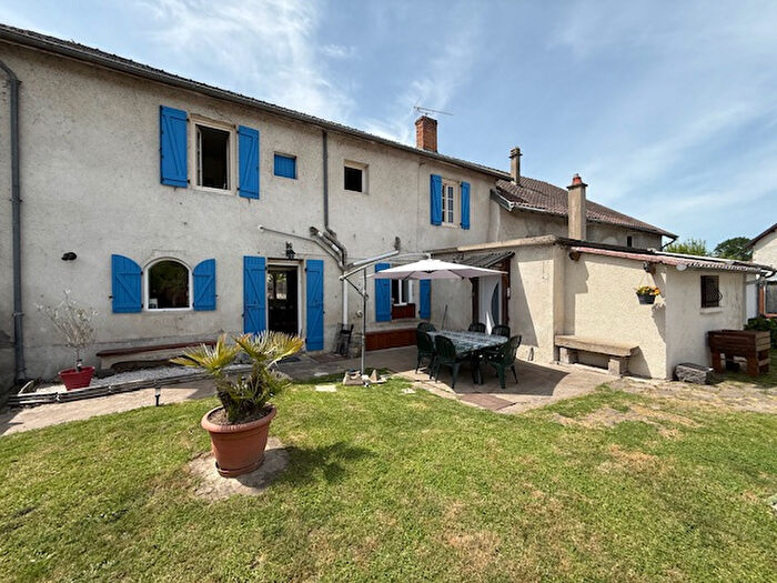 Maison à vendre - Saint-Priest-Bramefant - 6 pièces - 4 chambres