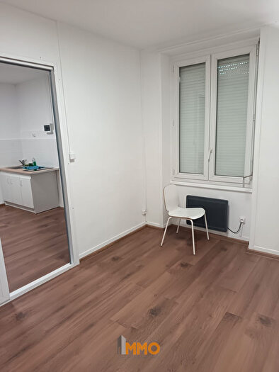 Décines-Charpieu, La Soie Montaberlet : Appartement 2 pièces à louer