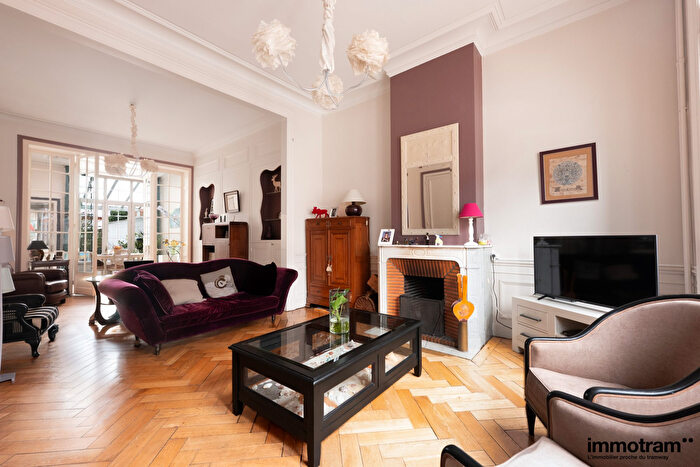 Maison à vendre - Roubaix - 6 pièces - 5 chambres