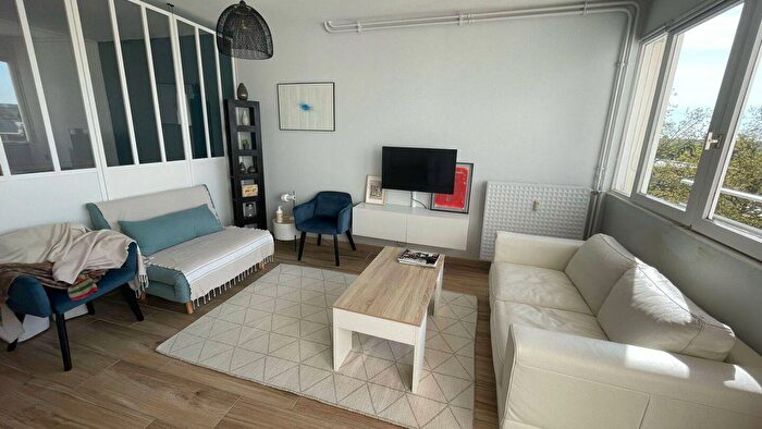 Appartement 1 pièce à louer à Couronneries, Poitiers