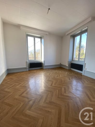 Montbéliard, Centre-ville, Prairie, Batteries du Parc, Charmontet - Appartement 3 pièces à louer